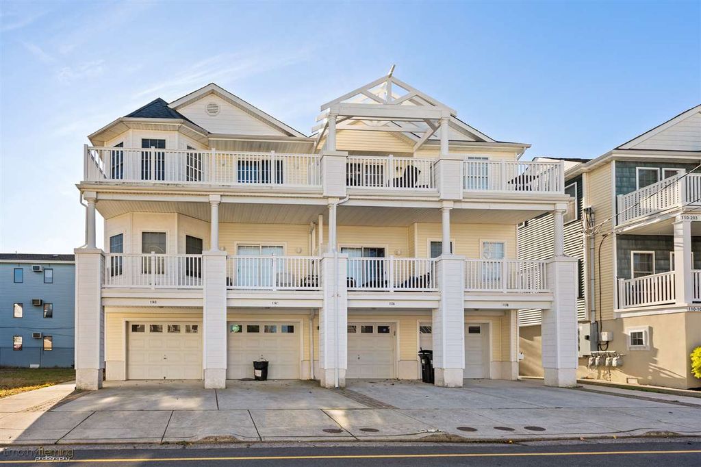 114 E Poplar Ave #B, Wildwood, NJ 08260 - See Est. Value, Schools & More