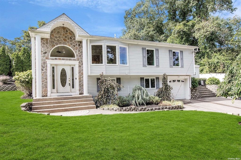 32 Locust Drive, Rocky Point, NY 11778 | Trulia