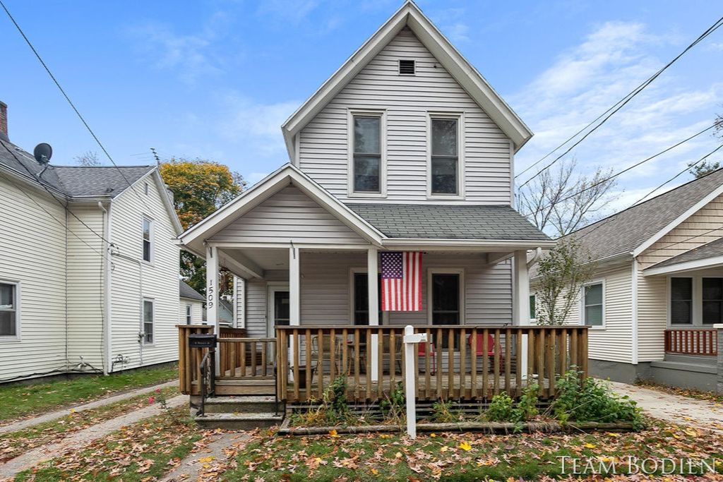 1509 North Ave NE, Grand Rapids, MI 49505 - See Est. Value, Schools & More