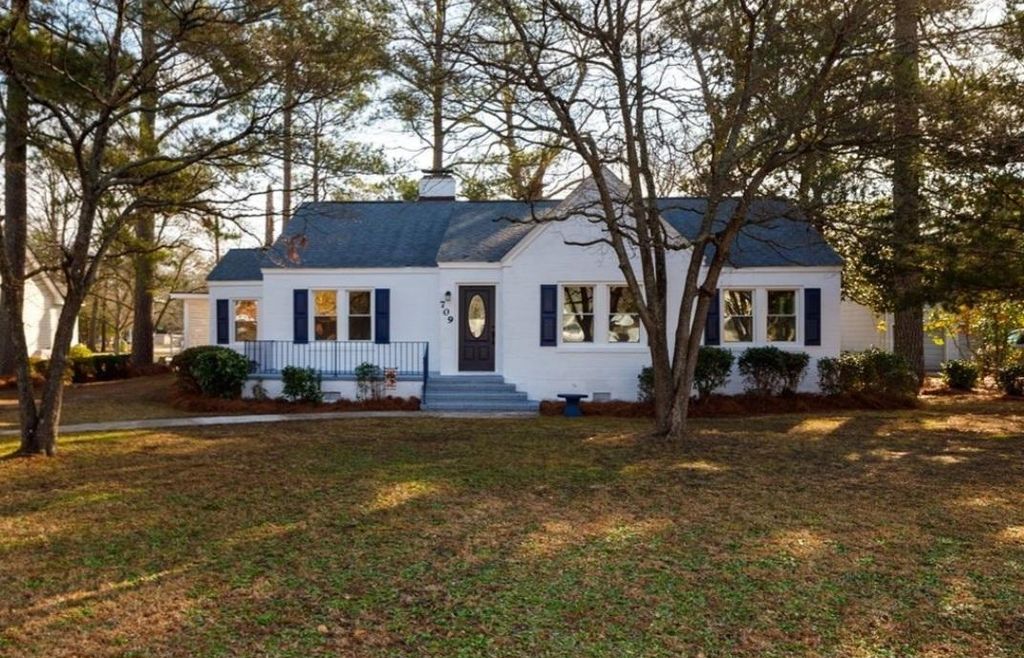 709 S Main St, Red Springs, NC 28377 | Trulia