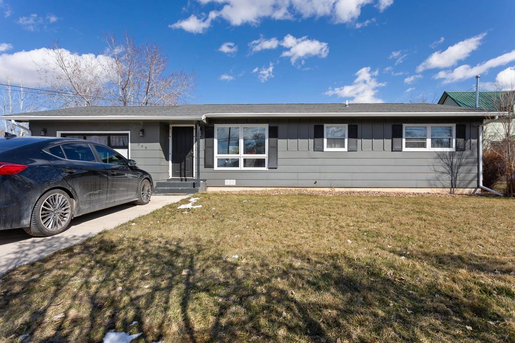 206 Evans Ln, Spearfish, SD 57783 - See Est. Value, Schools & More
