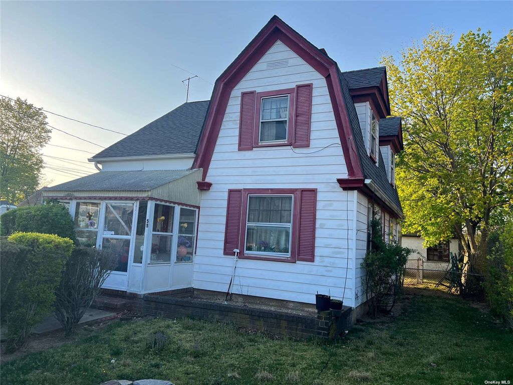 55 Harts Avenue, Roosevelt, NY 11575 | Trulia