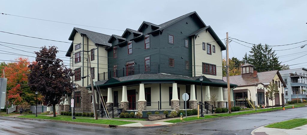 25 Lawrence St #2C, Saratoga Springs, NY 12866 - See Est. Value ...