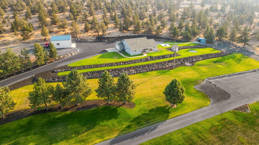 65960 Old Bend Redmond Hwy, Bend, OR 97703 | MLS# 220179060 | Trulia