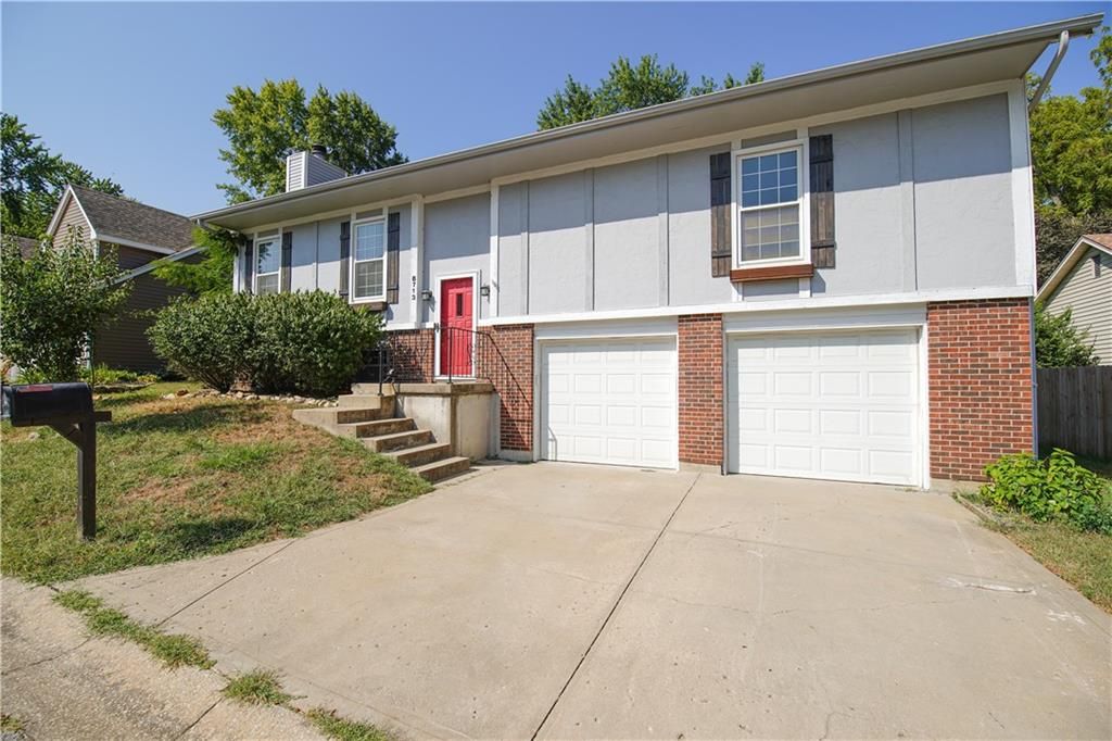 8713 W 61st Ter, Merriam, KS 66202 - See Est. Value, Schools & More