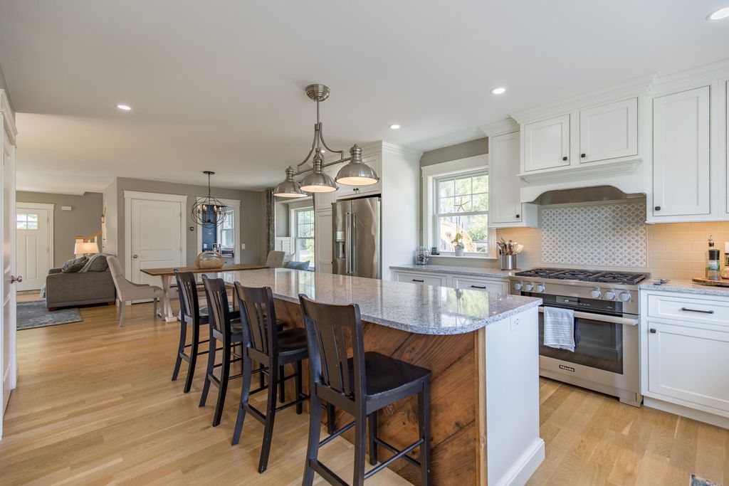 144 Fort Road, South Portland, ME 04106 - See Est. Value, Schools & More