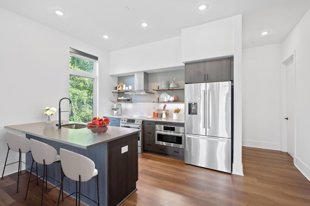 423 Hoge St #4058610, Cincinnati, OH 45226 - See Est. Value, Schools & More