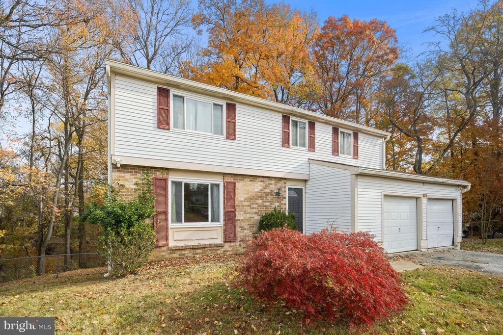 7806 Pacer Ct, Landover, MD 20785 - See Est. Value, Schools & More