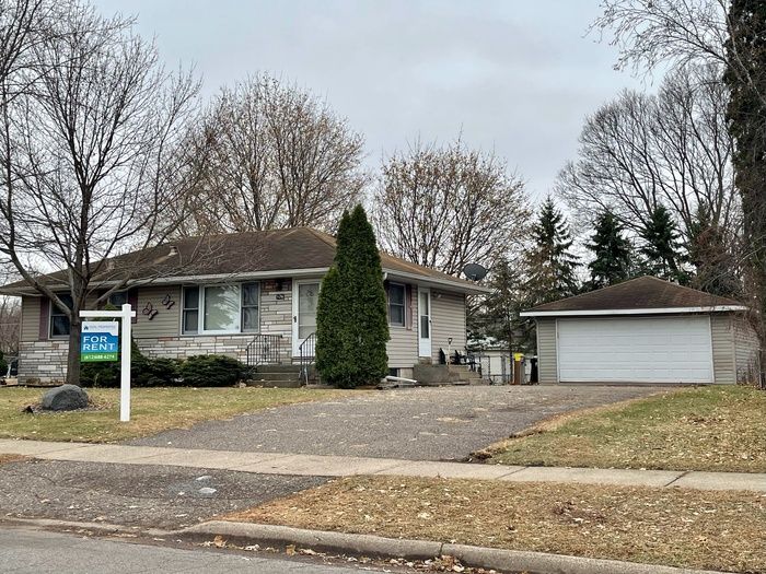 526 113th Ave NW, Coon Rapids, MN 55448 - See Est. Value, Schools & More