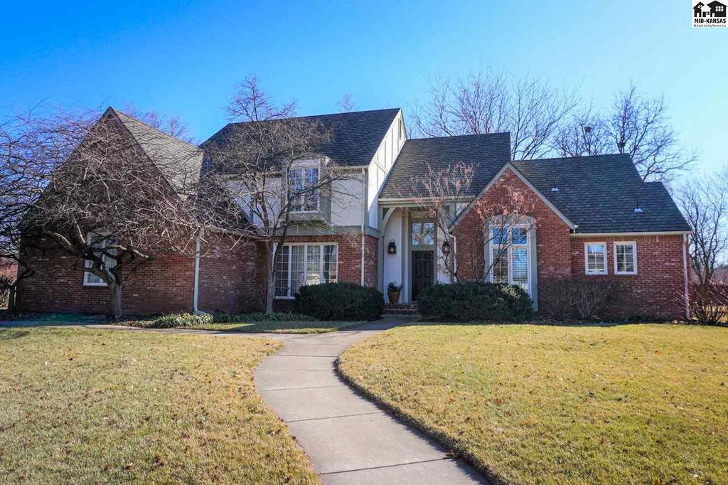 105 Kisiwa Pkwy, Hutchinson, KS 67502 - See Est. Value, Schools & More