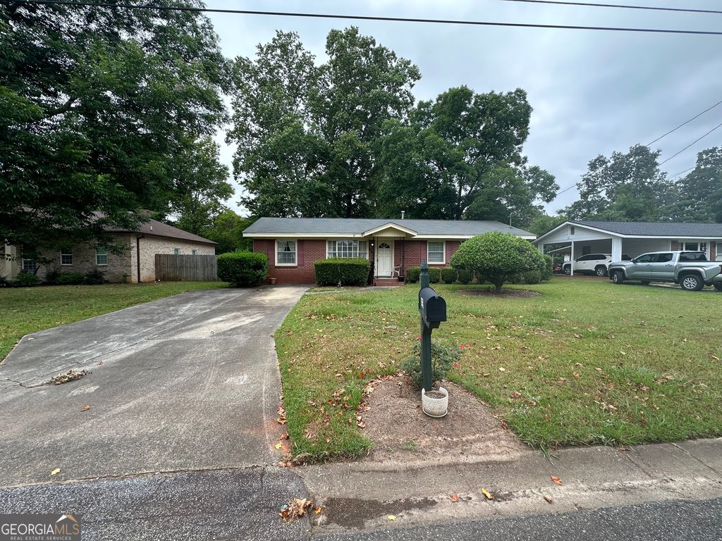 429 Sarah Dr, Warner Robins, GA 31093 - See Est. Value, Schools & More