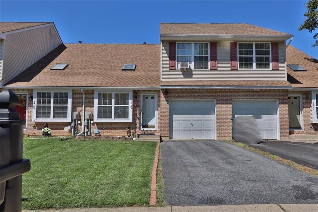 2743 Victoria Ln, Easton, PA 18045 - See Est. Value, Schools & More
