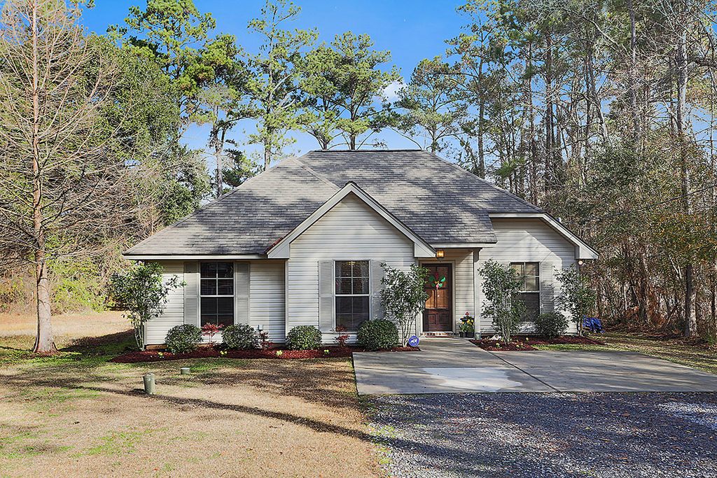 139 Madison Ave, Madisonville, LA 70447 | Trulia