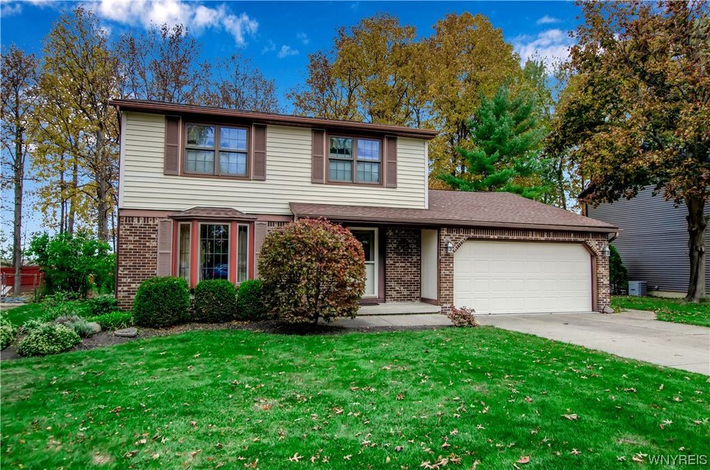 3662 Woodhaven Cir, Hamburg, NY 14075 - See Est. Value, Schools & More