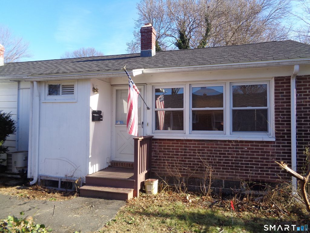 333 Stonybrook Road, Stratford, CT 06614 | MLS# 24147100 - Trulia | Trulia