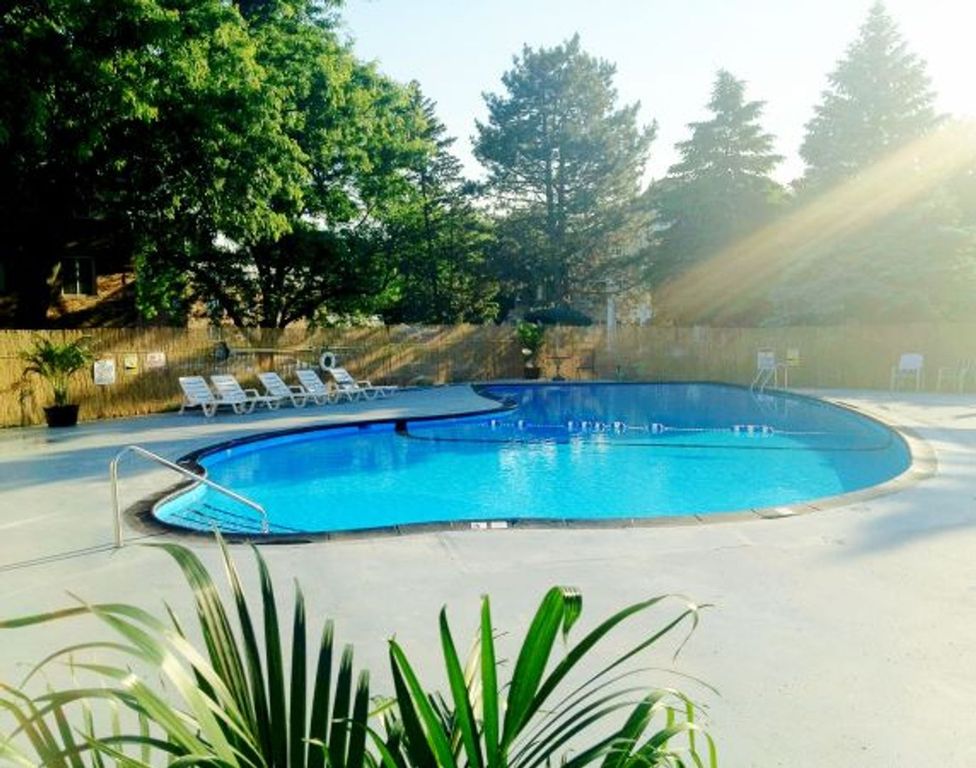 8848 Goodrich Rd #5-302, Minneapolis, MN 55437 - See Est. Value, Schools & More