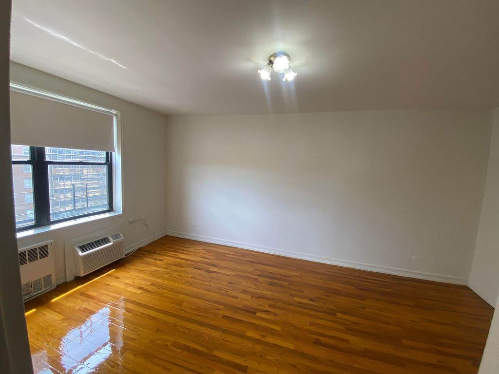 11215 72nd Rd #3, Forest Hills, NY 11375 | Trulia