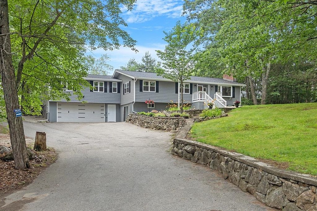 6 CHASE ISLAND Road, Atkinson, NH 03811 - See Est. Value, Schools & More