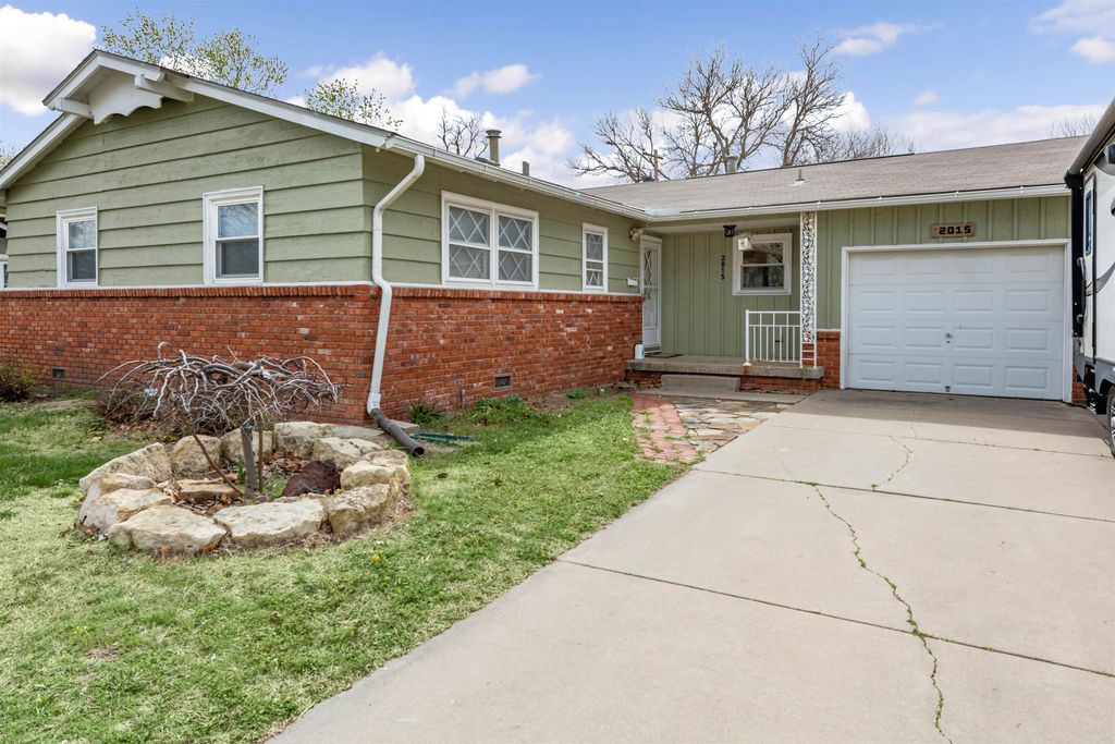 2015 W Rita Ave, Wichita, KS 67213 - See Est. Value, Schools & More