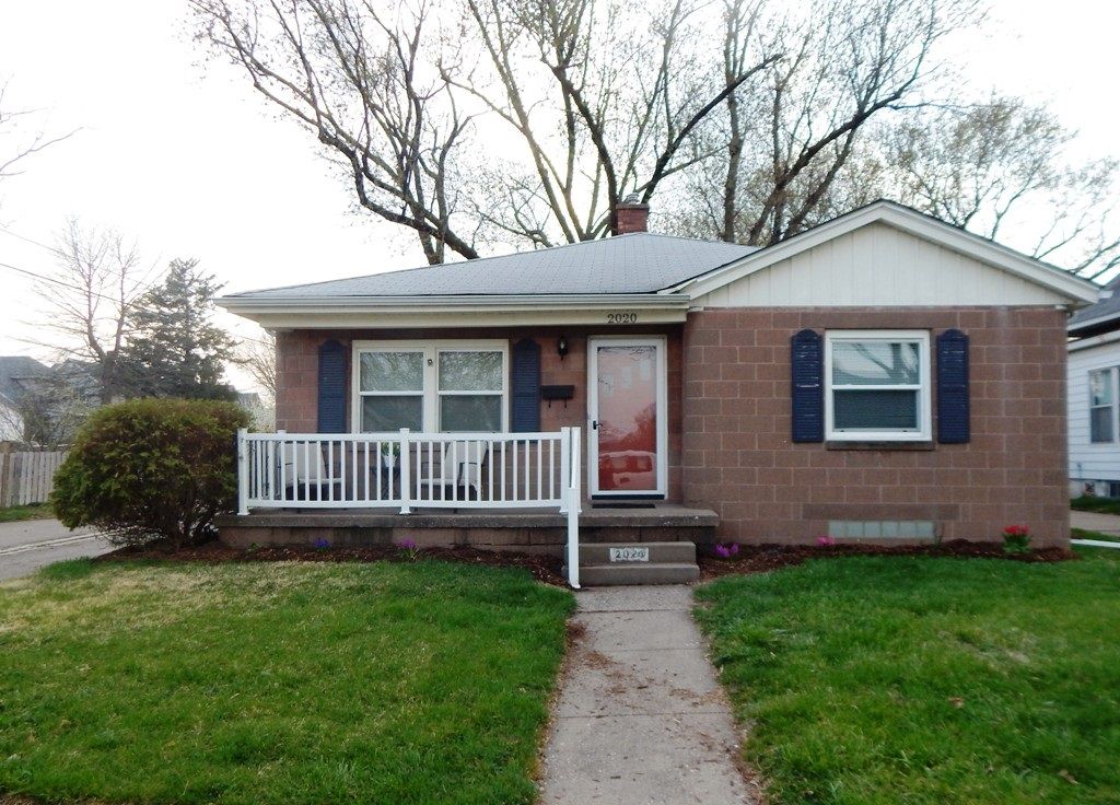 2020 Sturdevant St, Davenport, IA 52804 | Trulia