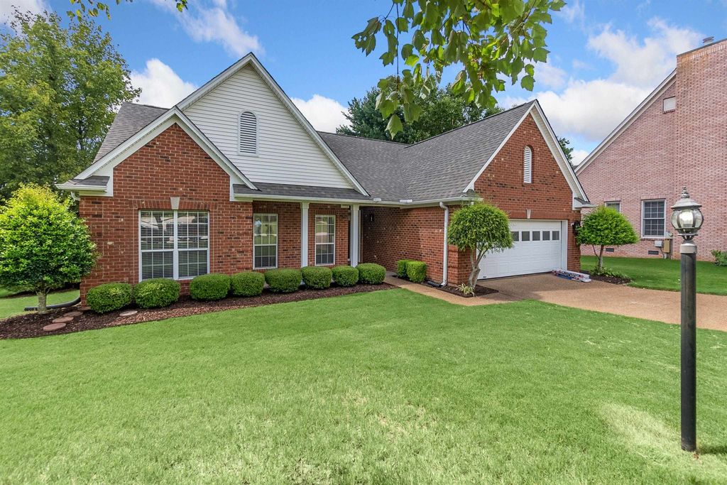 33 Highland Ridge Cv, Jackson, TN 38305 | Trulia