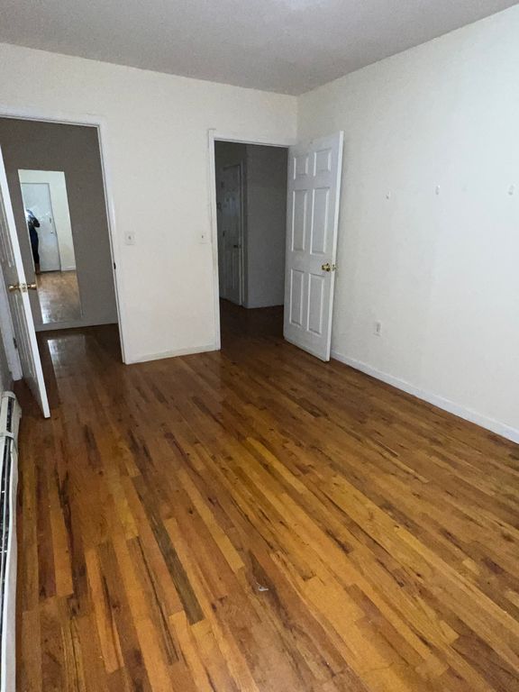 461 E 181st St #1, Bronx, NY 10457 - See Est. Value, Schools & More