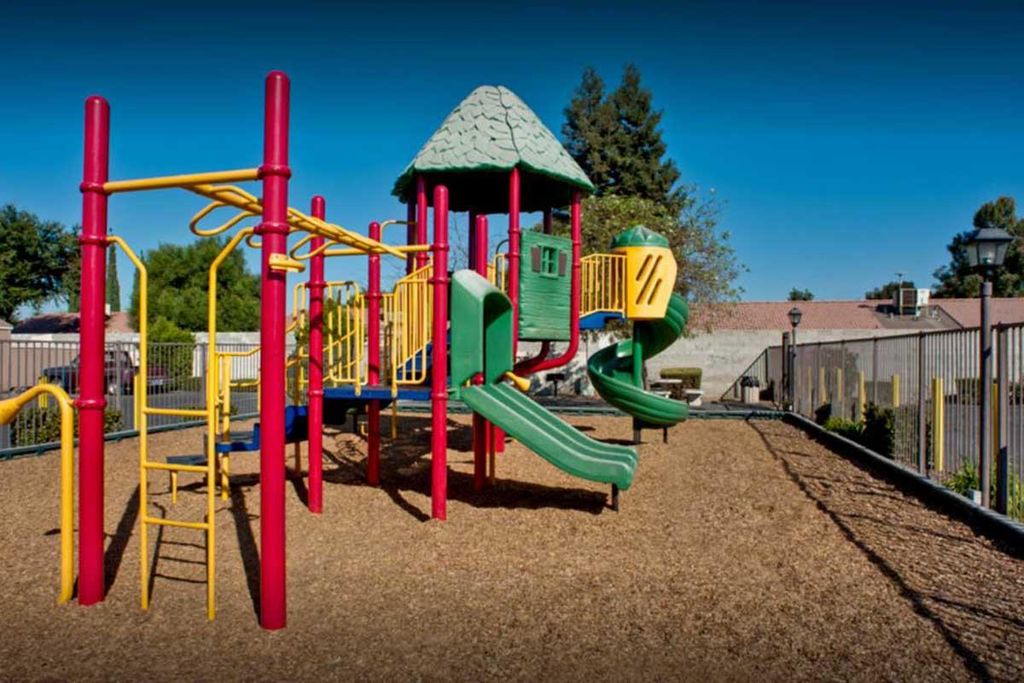 14460 W California Ave #140, Kerman, CA 93630 - See Est. Value, Schools & More