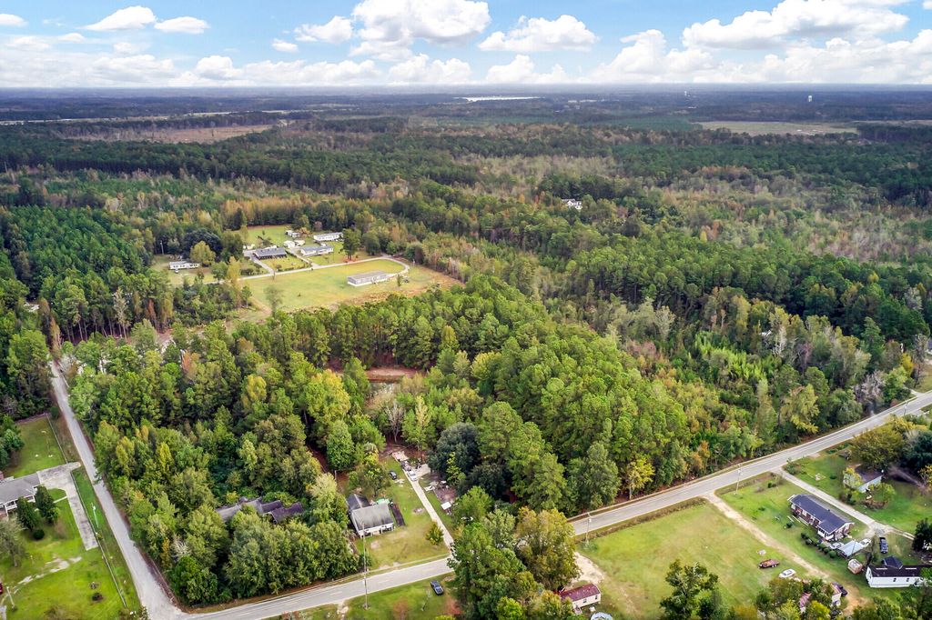 1566 Russellville Rd, Saint Stephen, SC 29479 - See Est. Value, Schools ...