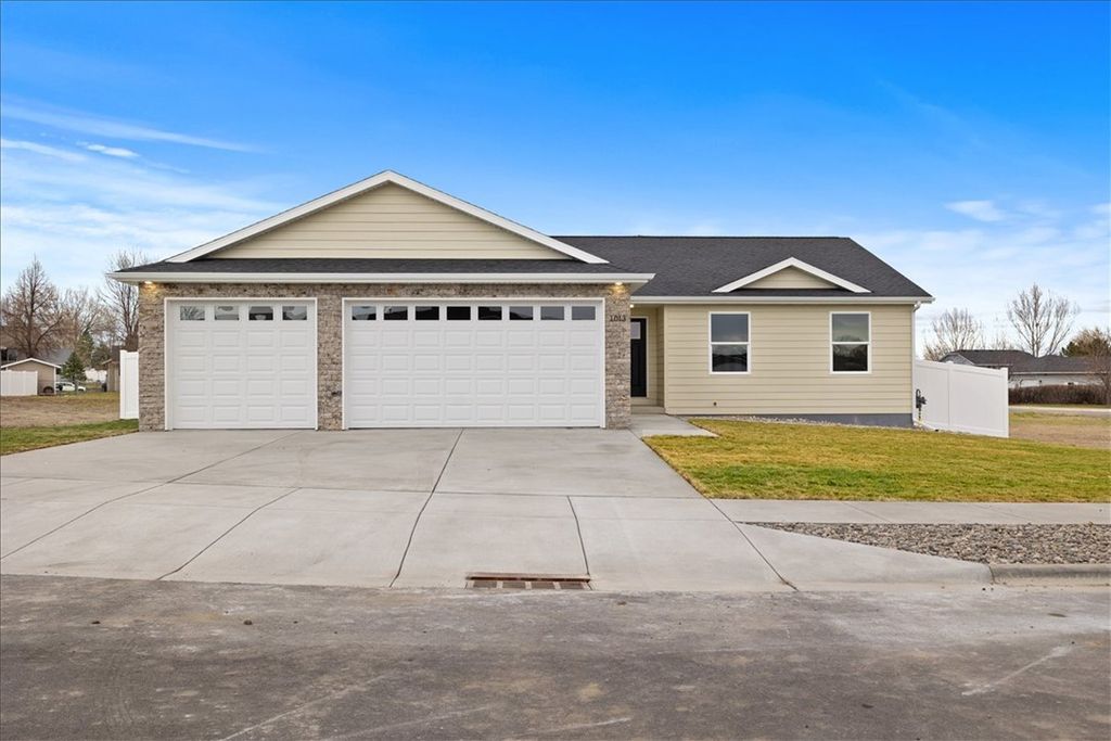 1013 Rochelle Dr, Laurel, MT 59044 | MLS# 356559 | Trulia