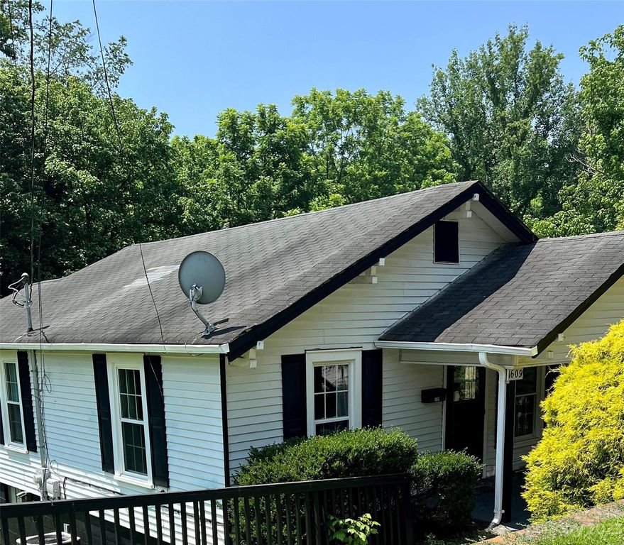 1609 Poplar St NW, Lenoir, NC 28645 | MLS# 4043819 | Trulia