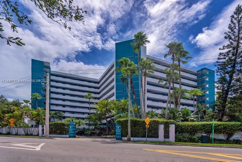 1700 NW North River Dr #808, Miami, FL 33125 - See Est. Value, Schools ...