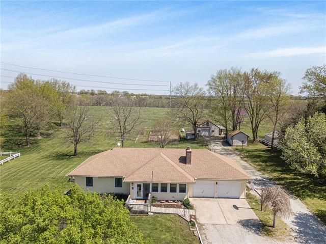17135 Smith Rd, Smithville, MO 64089 | Trulia