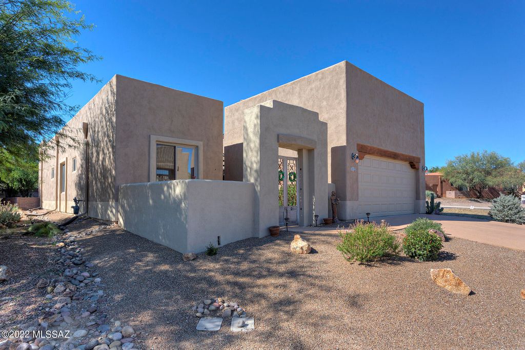 102 Sutter Pl, Tubac, AZ 85646 - See Est. Value, Schools & More