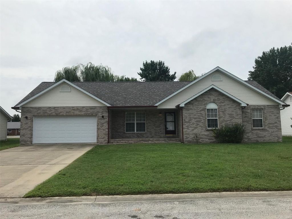 402 Debra Dr, Albers, IL 62215 - See Est. Value, Schools & More