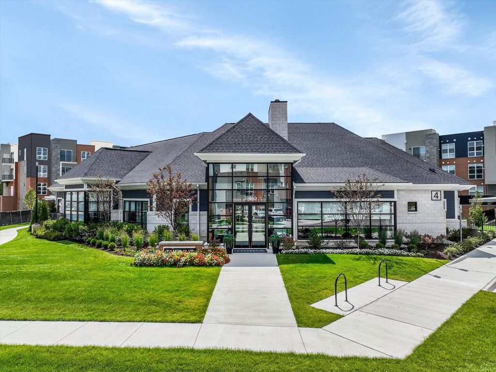 39500 Champion Circle Dr #180-2202, Novi, MI 48377 - See Est. Value, Schools & More