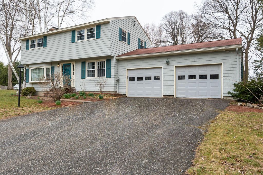 30 Massachusetts Drive, Nashua, NH 03060 - See Est. Value, Schools & More