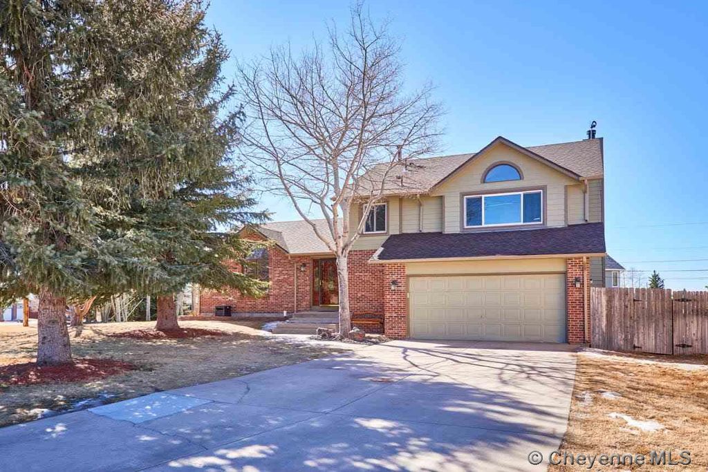 105 Sioux Dr, Cheyenne, WY 82009 | Trulia