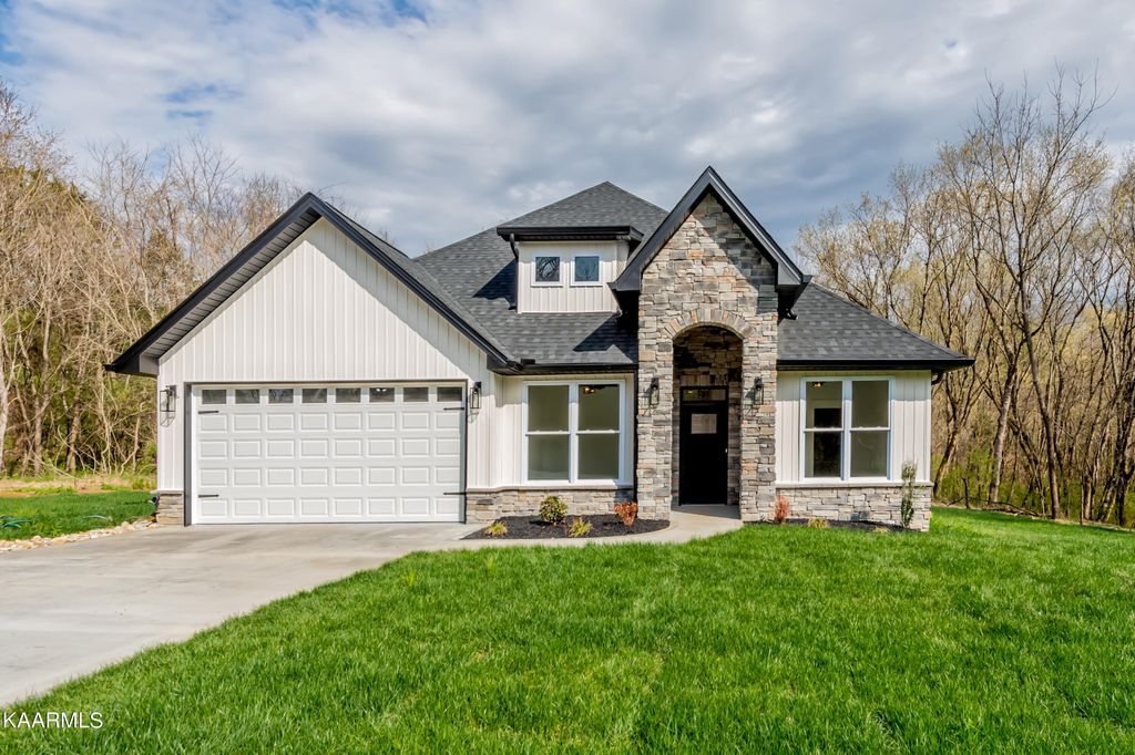 318 Oostagala Ln #1, Loudon, TN 37774 - See Est. Value, Schools & More