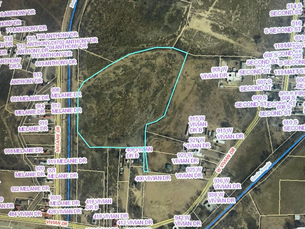 444 Vivian Dr, Belen, NM 87002 - See Est. Value, Schools & More