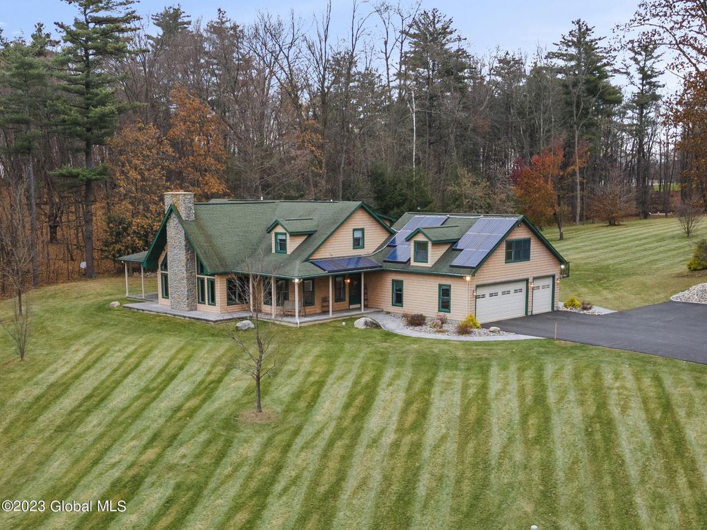 89 Dunsbach Ferry Road, Cohoes, NY 12047 - See Est. Value, Schools & More