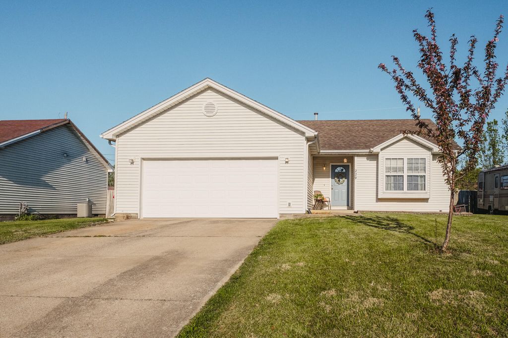 229 Briarpatch Ln, Frankfort, KY 40601 - See Est. Value, Schools & More