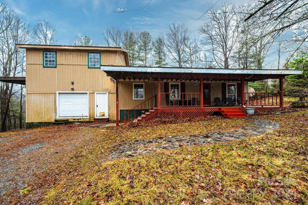 7090 Edgemont Rd, Collettsville, NC 28611 - See Est. Value, Schools & More 7090 Edgemont Rd, Collettsville, NC 28611 - See Est. Value, Schools & More