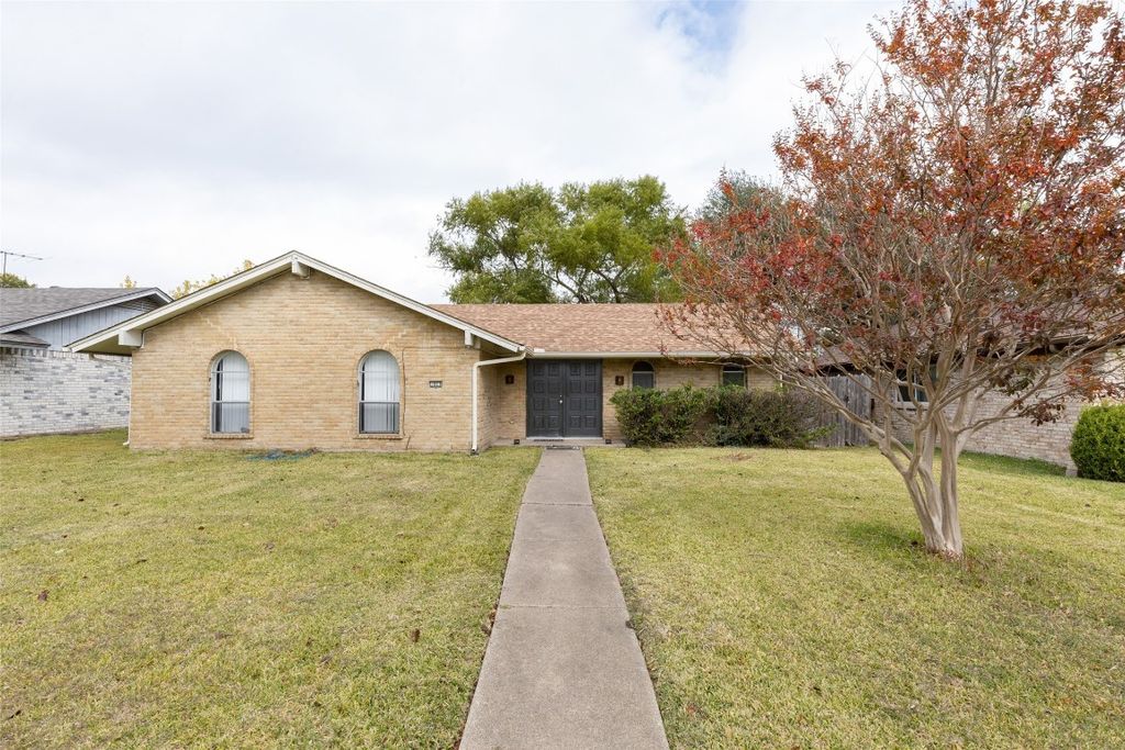 1021 Misty Way, Garland, TX 75040 | Trulia
