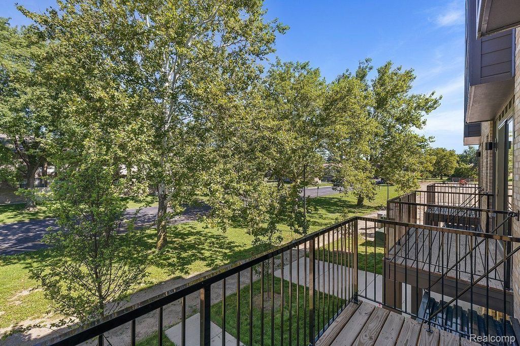 1749 Merrick Ave #9, Detroit, MI 48208 - See Est. Value, Schools & More