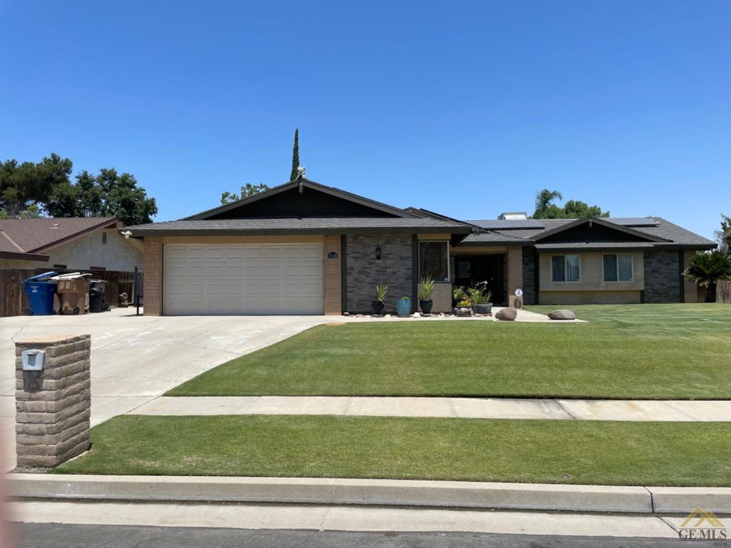7116 Cherrywood Ave, Bakersfield, CA 93308 - See Est. Value, Schools & More