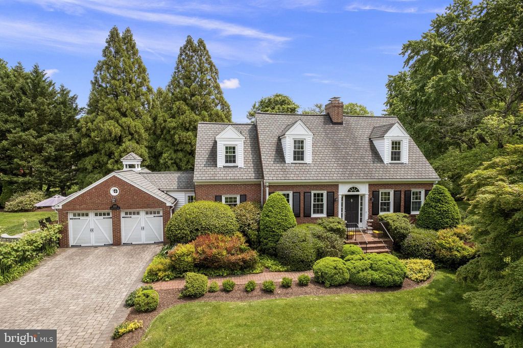 1112 Cedar Dale Ln, Alexandria, VA 22308 - See Est. Value, Schools & More