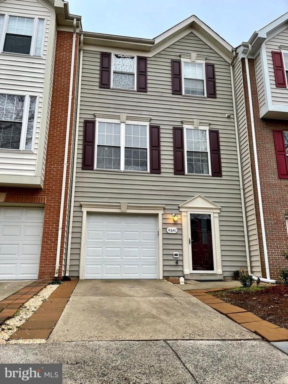 4641 Deerwatch Dr, Chantilly, VA 20151 | Trulia