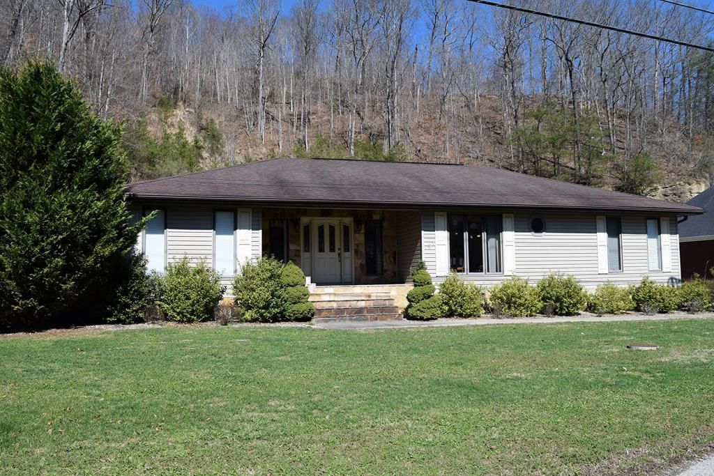 51 Prater Dr, Pikeville, KY 41501 - See Est. Value, Schools & More