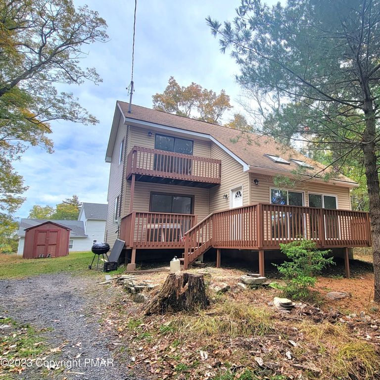 3527 Acorn Cir, East Stroudsburg, PA 18302 - See Est. Value, Schools & More