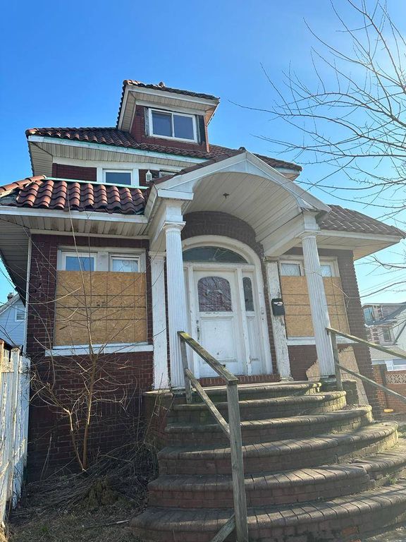 117-02 111th Ave, South Ozone Park, NY 11420 | MLS# 11162957 | Trulia